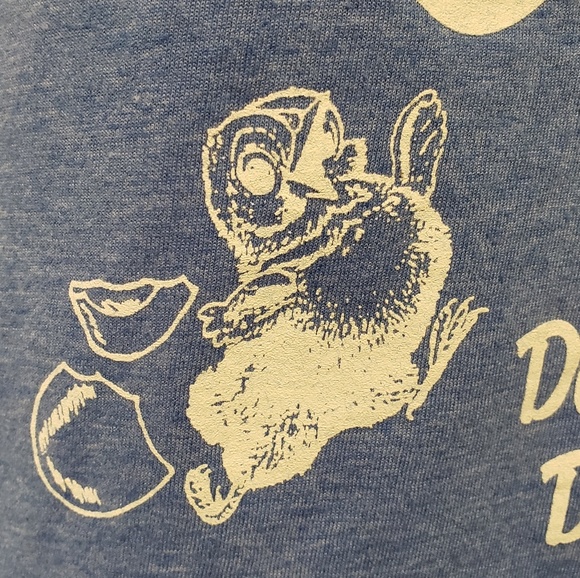 Tops | Decorah Iowa Hatchery Gag Medium Tshirt | Poshmark